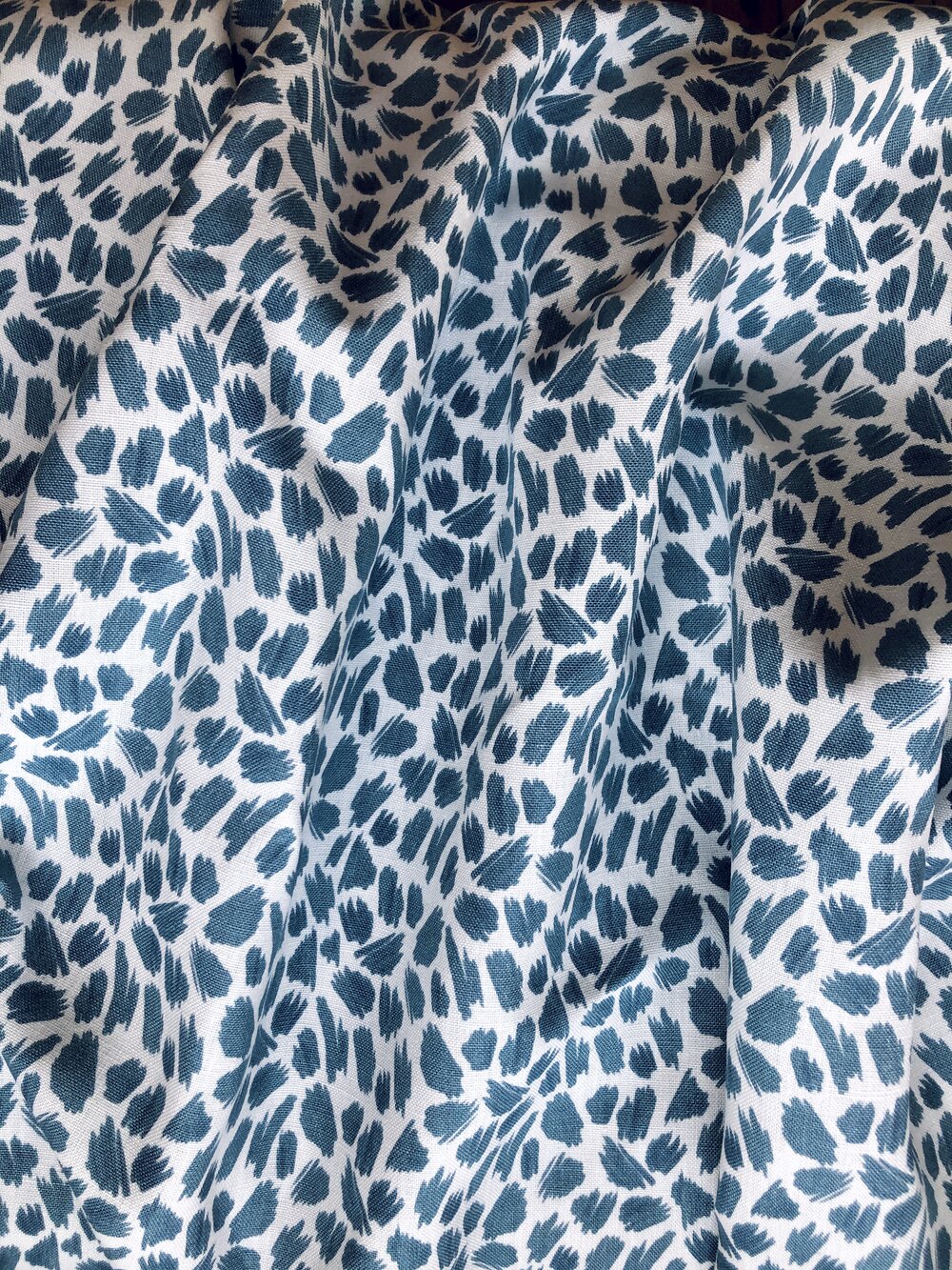 Misty Blue Jungle Linen Fabric - 133cm Width, 12.7cm x 18.3cm Repeat ...